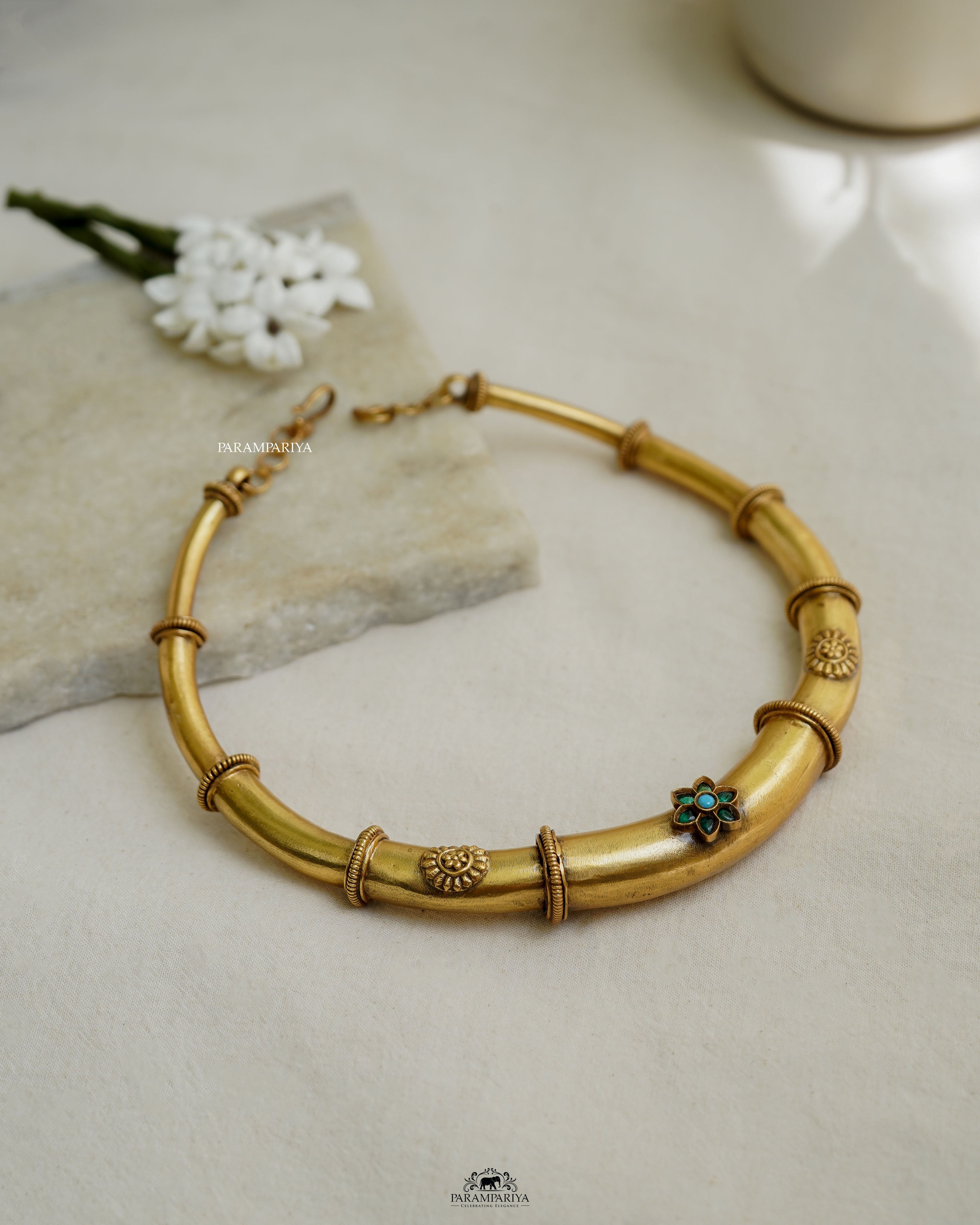 Necklaces – Parampariya