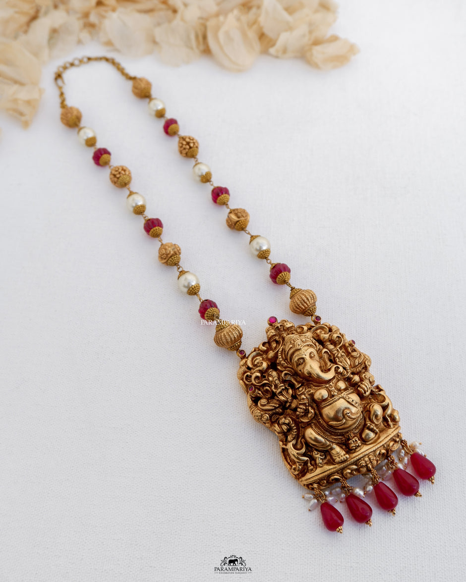 Necklaces – Parampariya