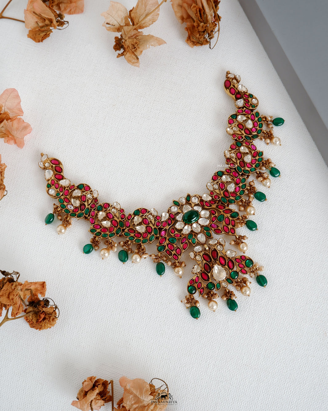 Necklaces – Parampariya