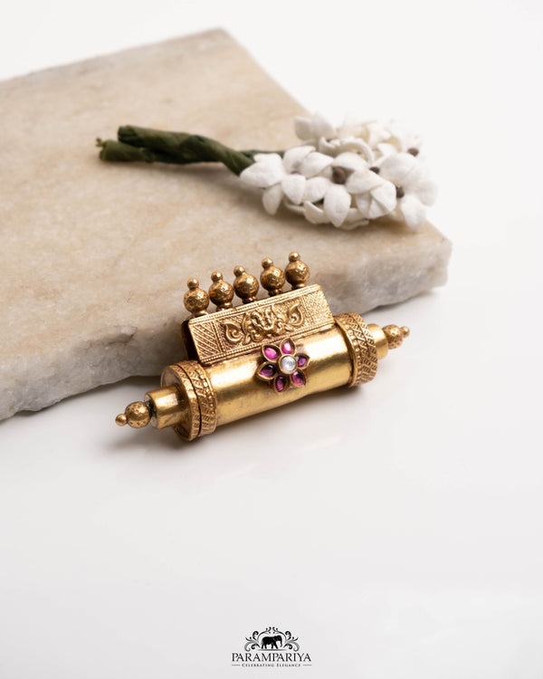 Ruhika Pendant (Openable) – Parampariya