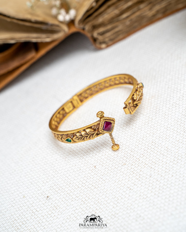 Bangles – Parampariya